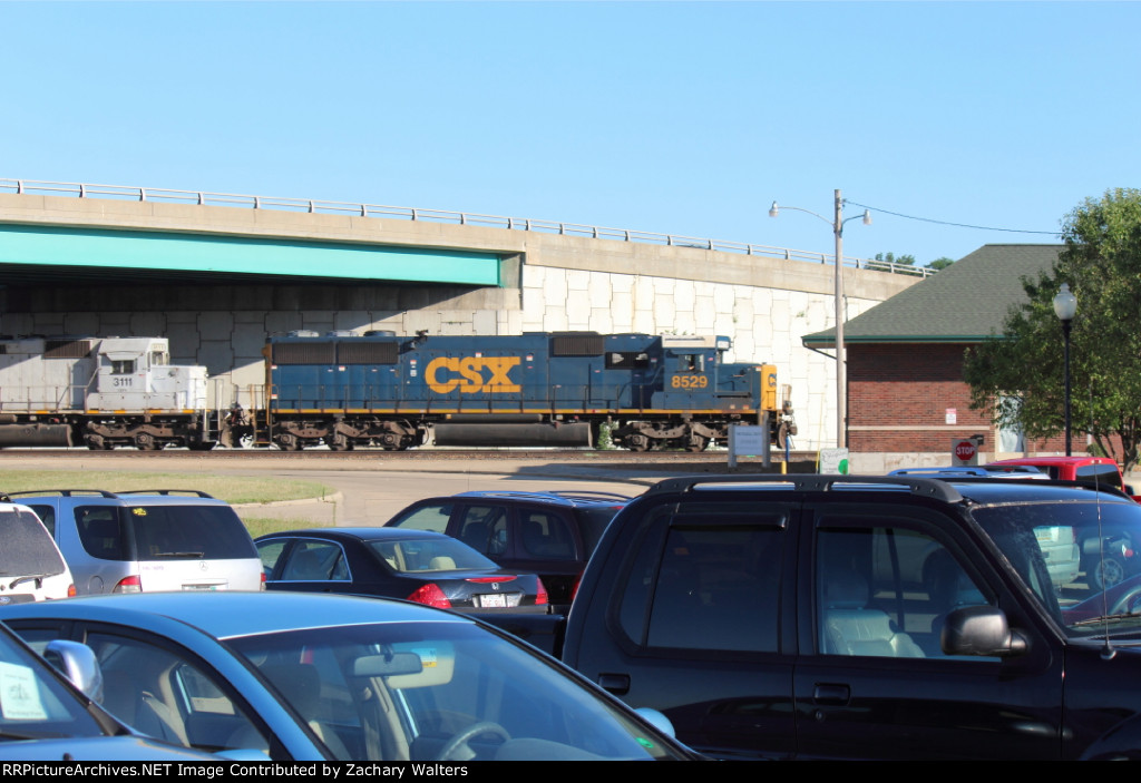 CSX 8529